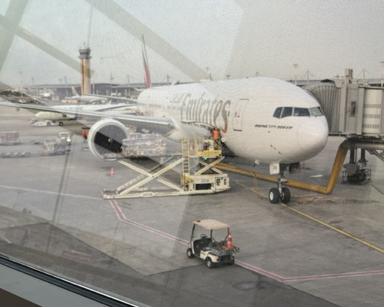 Review of Emirates flight from Tel Aviv to Dubai in Economy