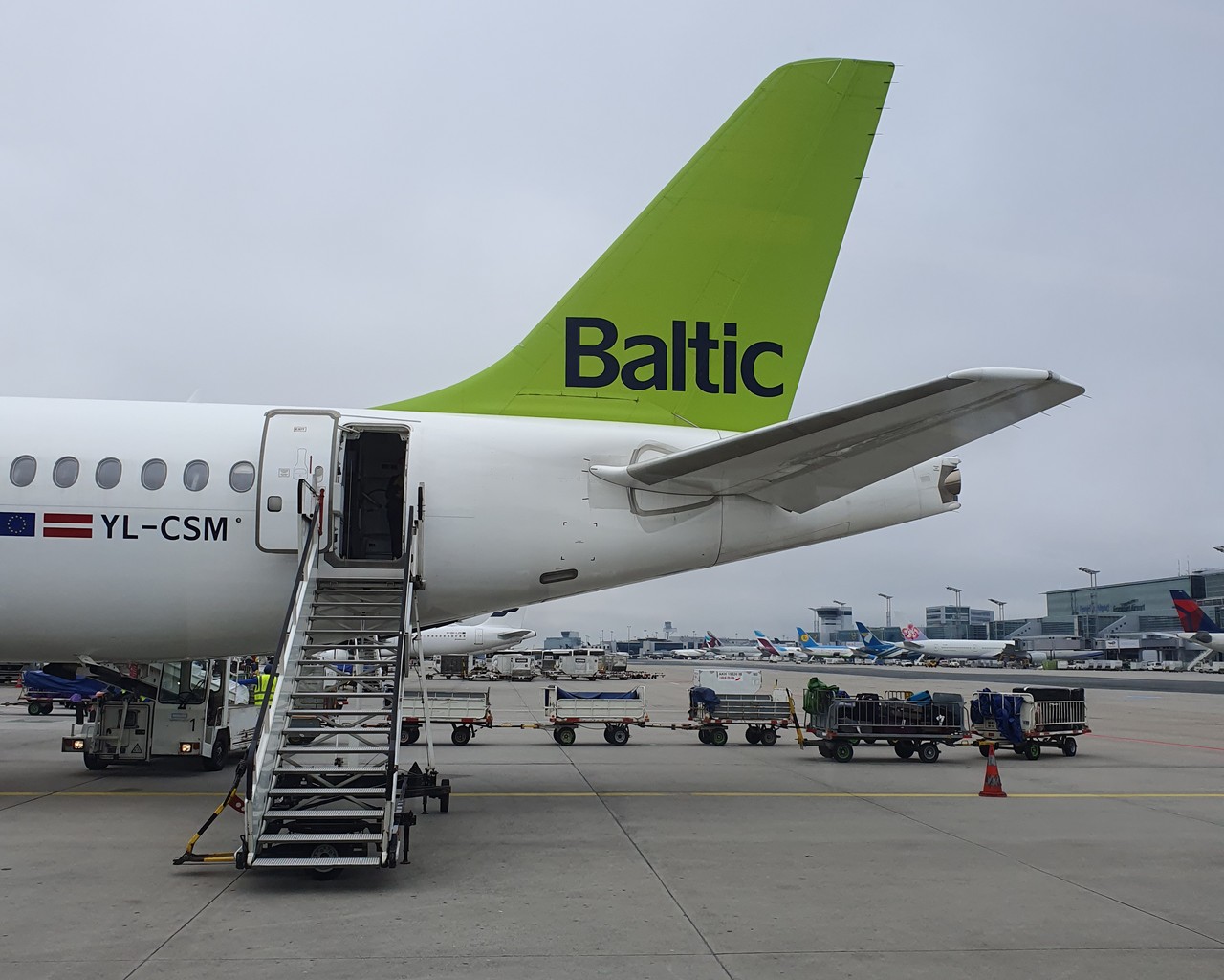 Review of Air Baltic flight from Frankfurt to Riga in Economy