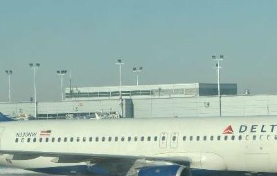 Review of Delta Air Lines flight from Chicago to Atlanta in Premium Eco