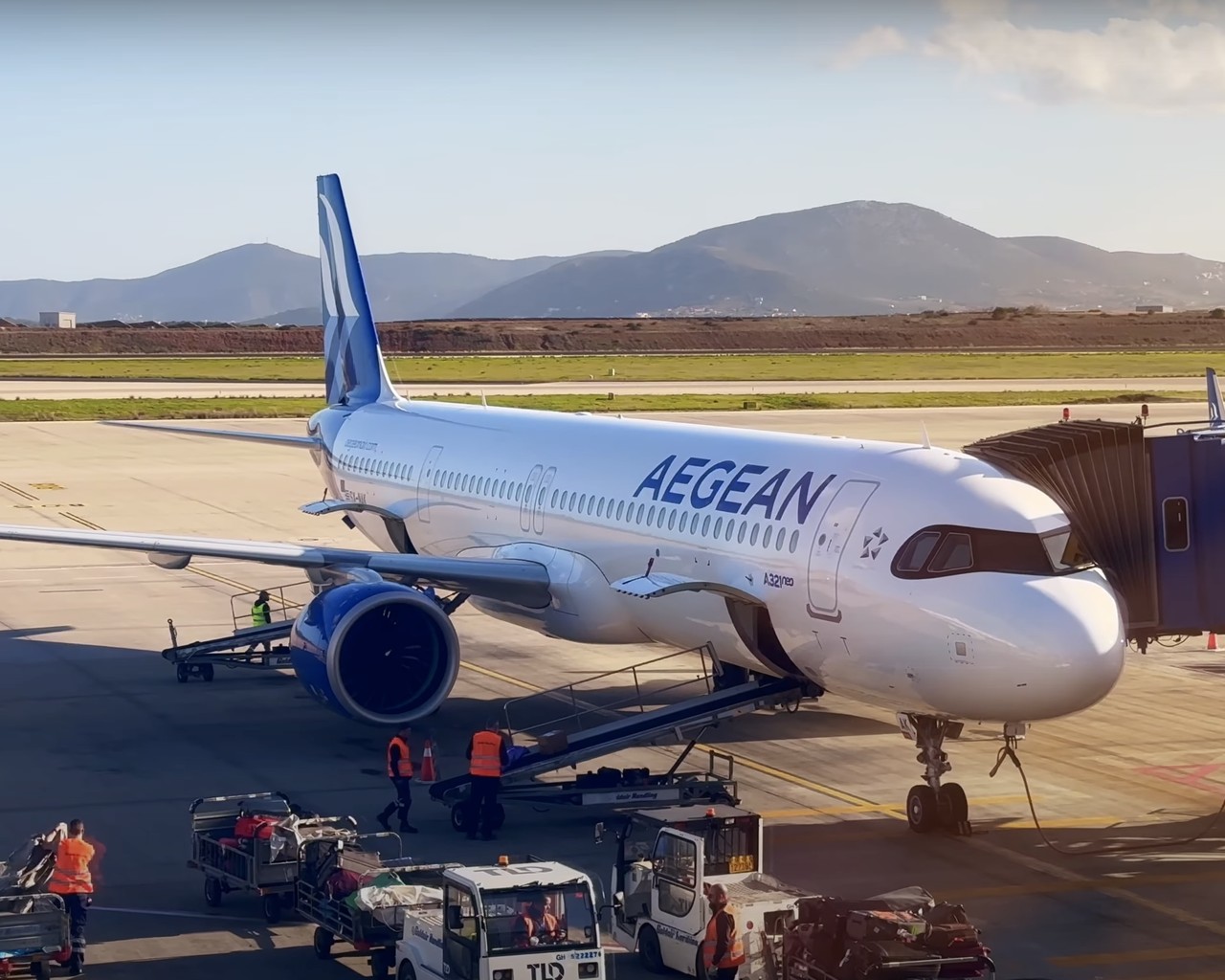 Review of Aegean Airlines flight from Athens to Paris in Economy