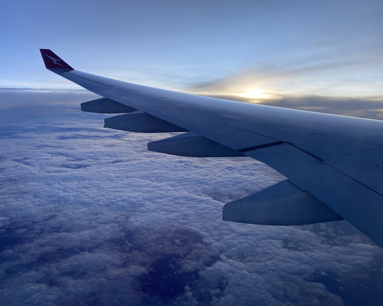 Review of Qantas flight from Sydney to Singapore in Economy