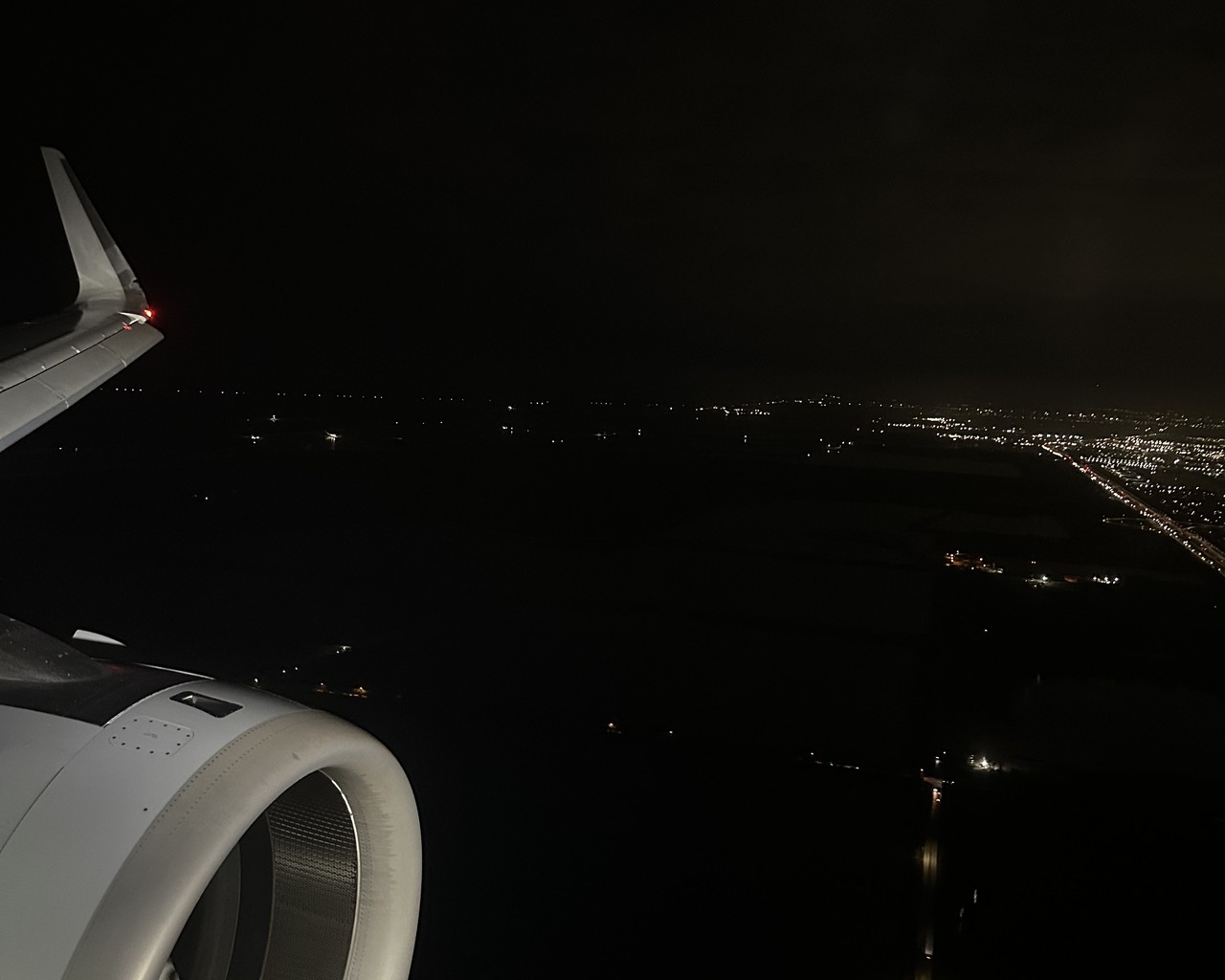 Review Of American Airlines Flight From Los Angeles To Miami In Economy