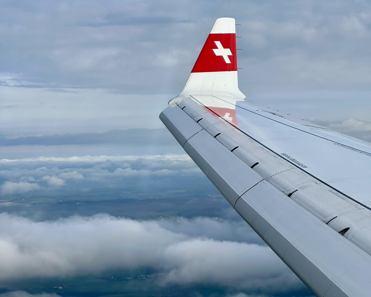 Review of SWISS flight from Zurich to Luxembourg in Business