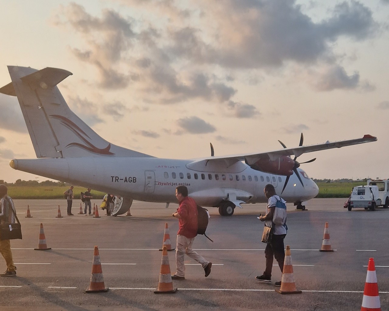 Review of Afrijet flight from Port Gentil to Libreville in Economy