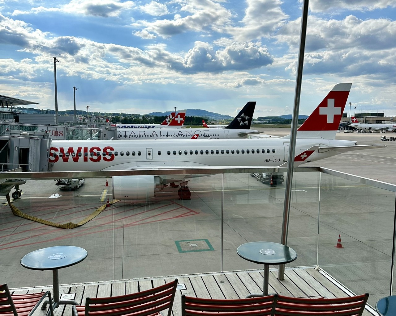 Review of SWISS flight from Zurich to Vienna in Business