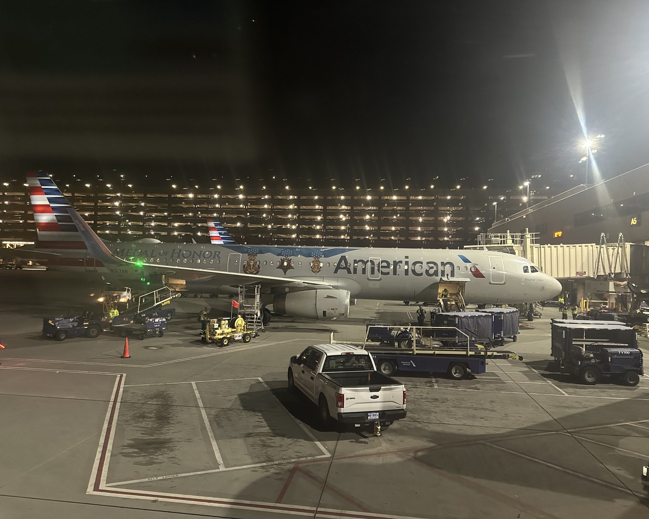 Review of American Airlines flight from Dallas/Fort Worth to Phoenix in ...