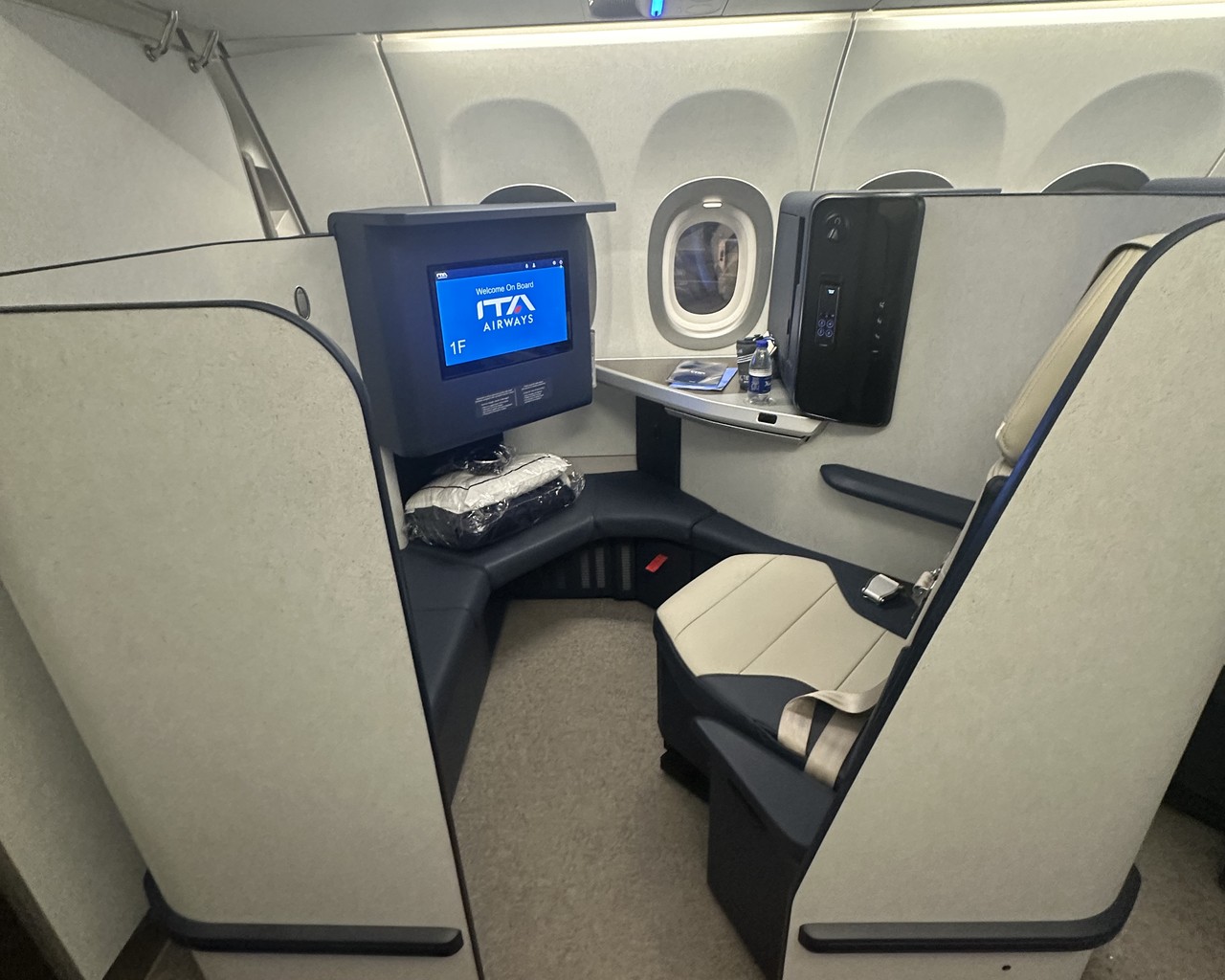 Review of ITA Airways flight from Cairo to Rome in Business