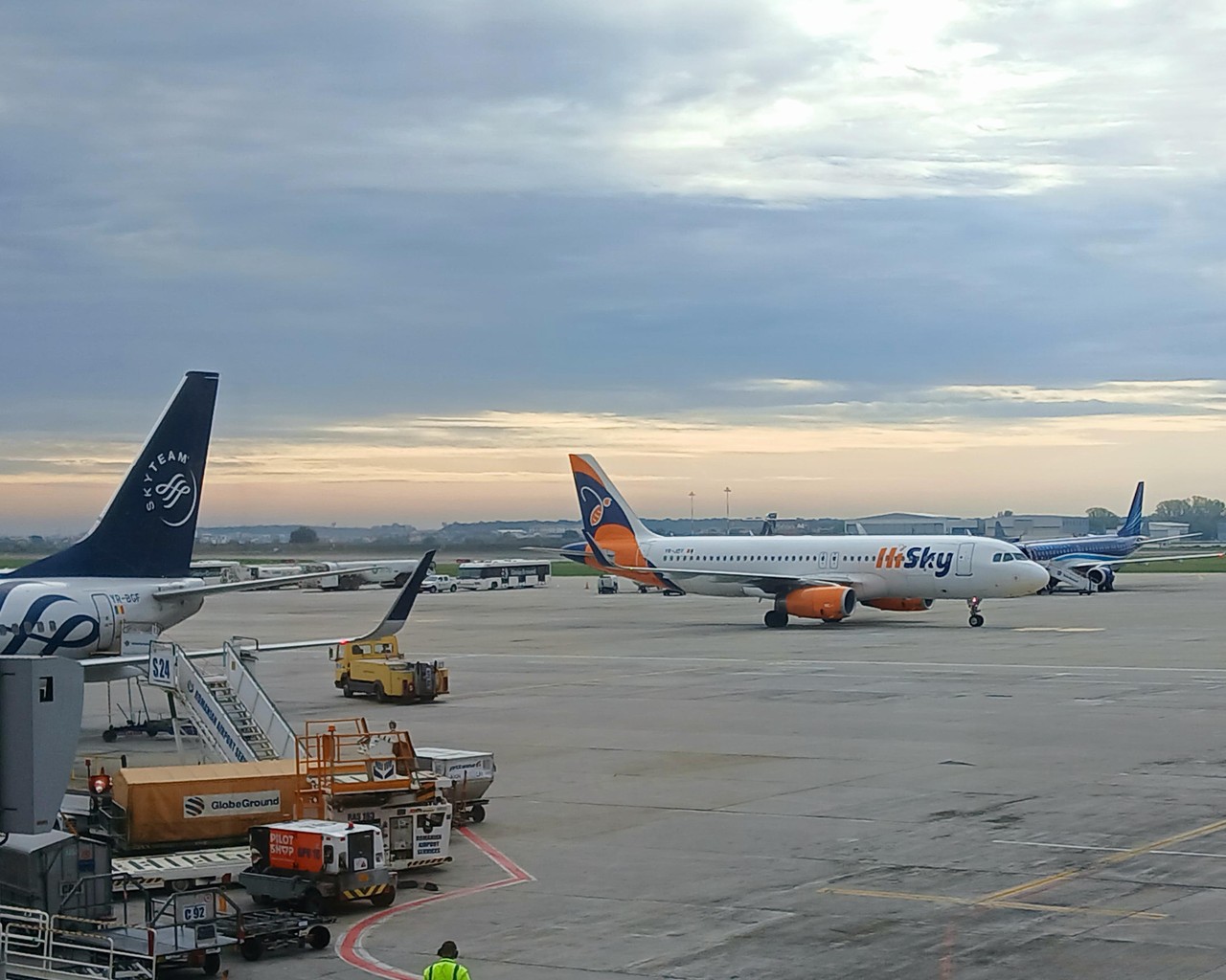 Avis du vol HiSky Bucharest → Paris en Economique