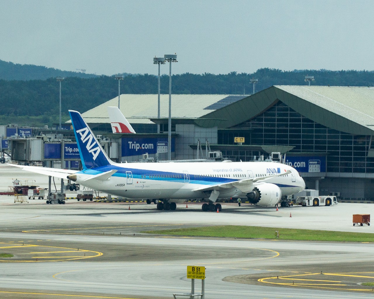 Review of ANA flight from Kuala Lumpur to Tokyo in Economy
