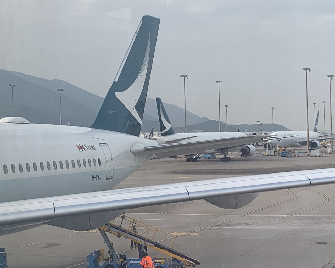 Review of Cathay Pacific flight from Hong Kong to Osaka in Economy