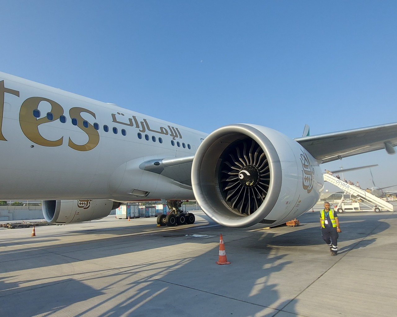 Review of Emirates flight from Dubai to Frankfurt in Business