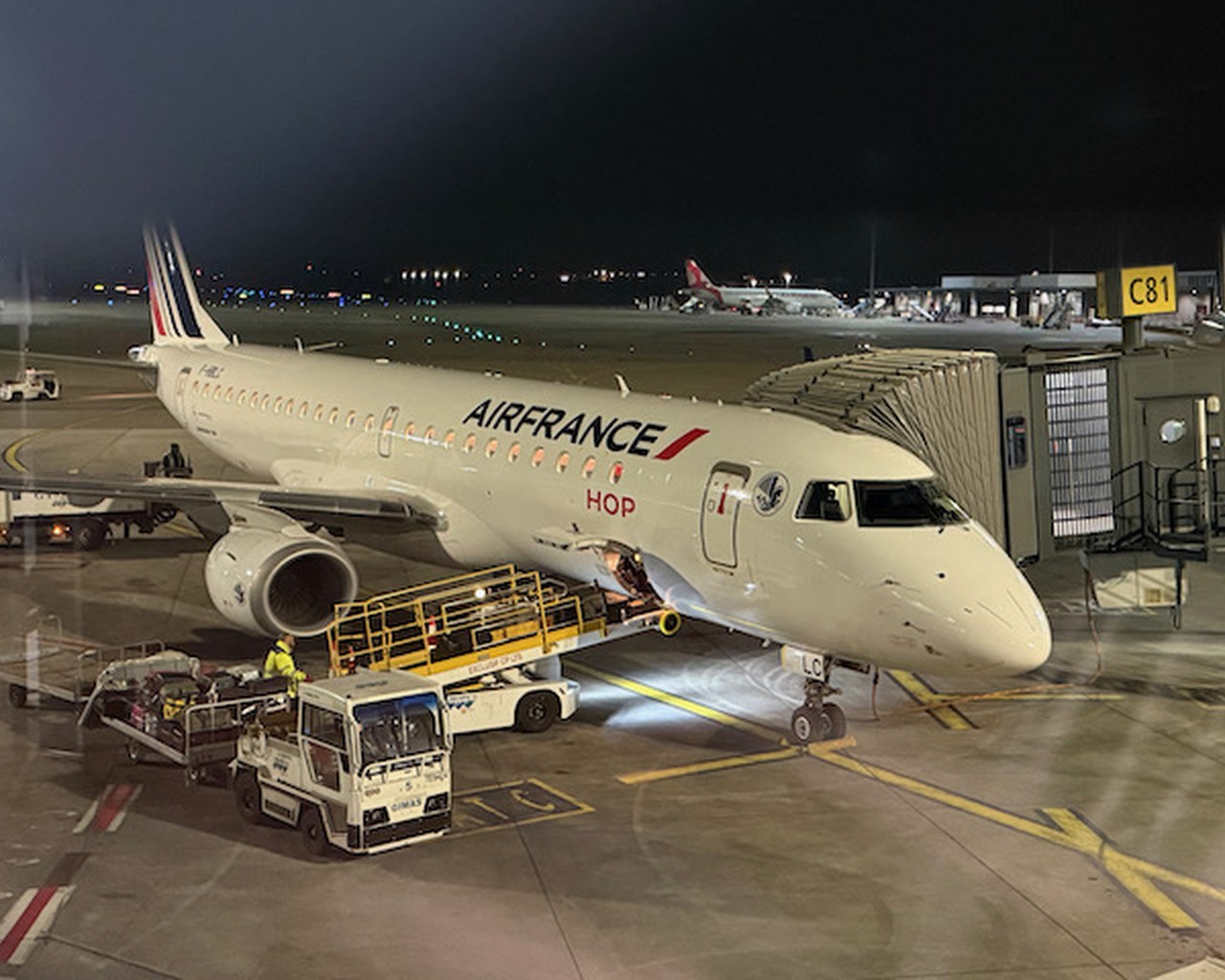 Review of Air France Hop flight from Amsterdam to Lyon in Economy