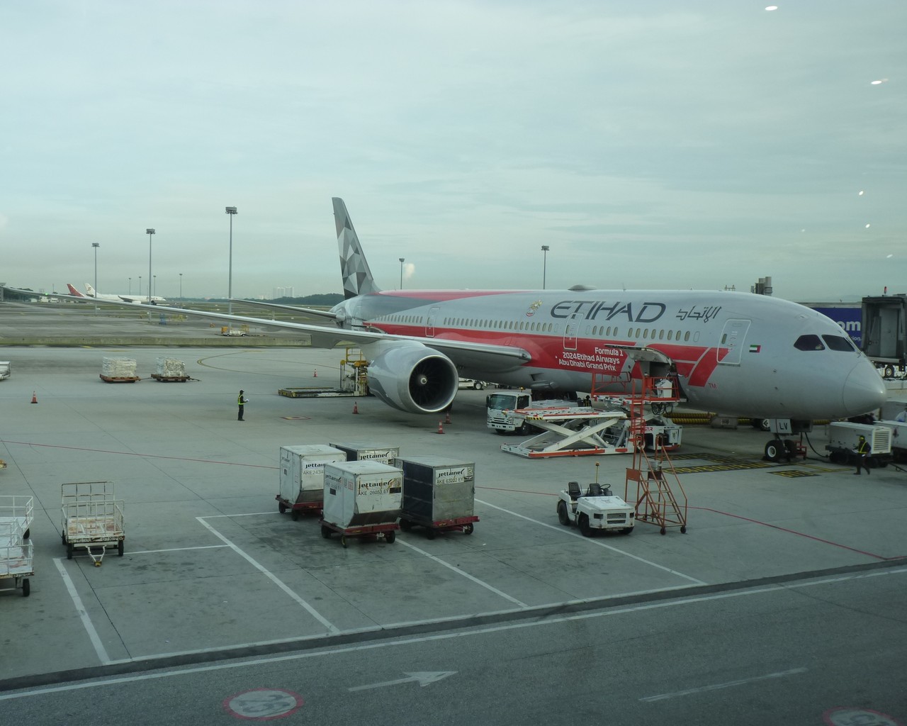 Avis du vol Etihad Airways Kuala Lumpur → Abu Dhabi en Affaires