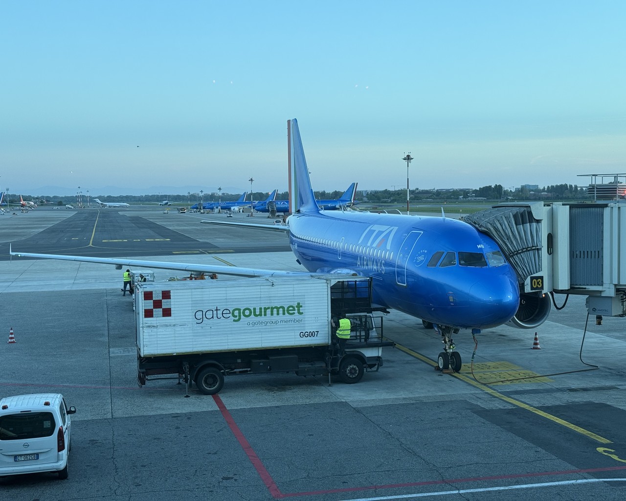 Review of ITA Airways flight from Milan to Rome in Economy