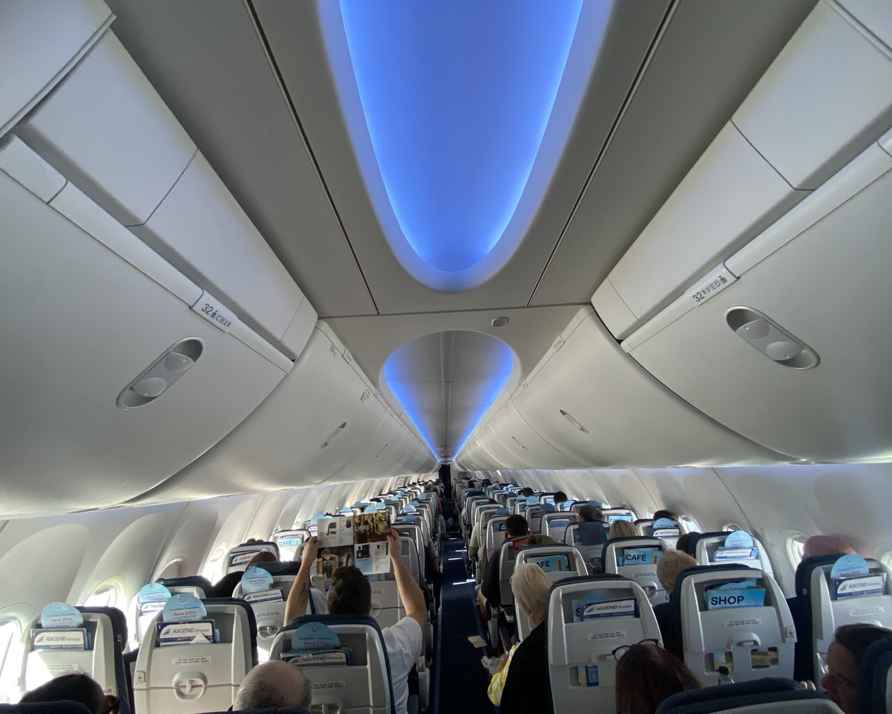 Review of TUI Airways flight from London to Malaga in Economy