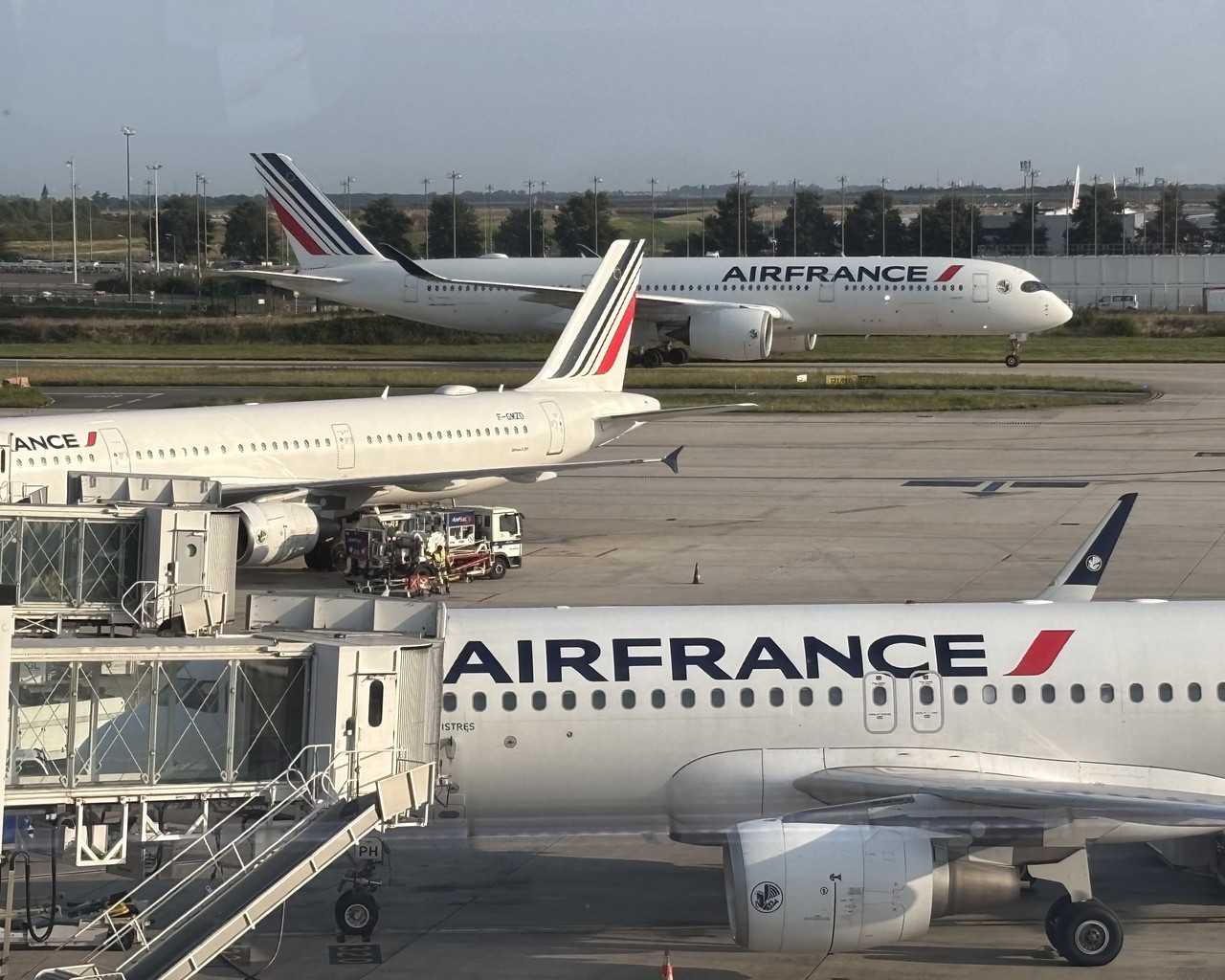 Review of Air France flight from Paris to Madrid in Business
