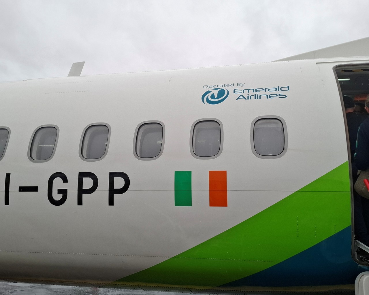 Review of Emerald Airlines flight from Edinburgh to Dublin in Economy