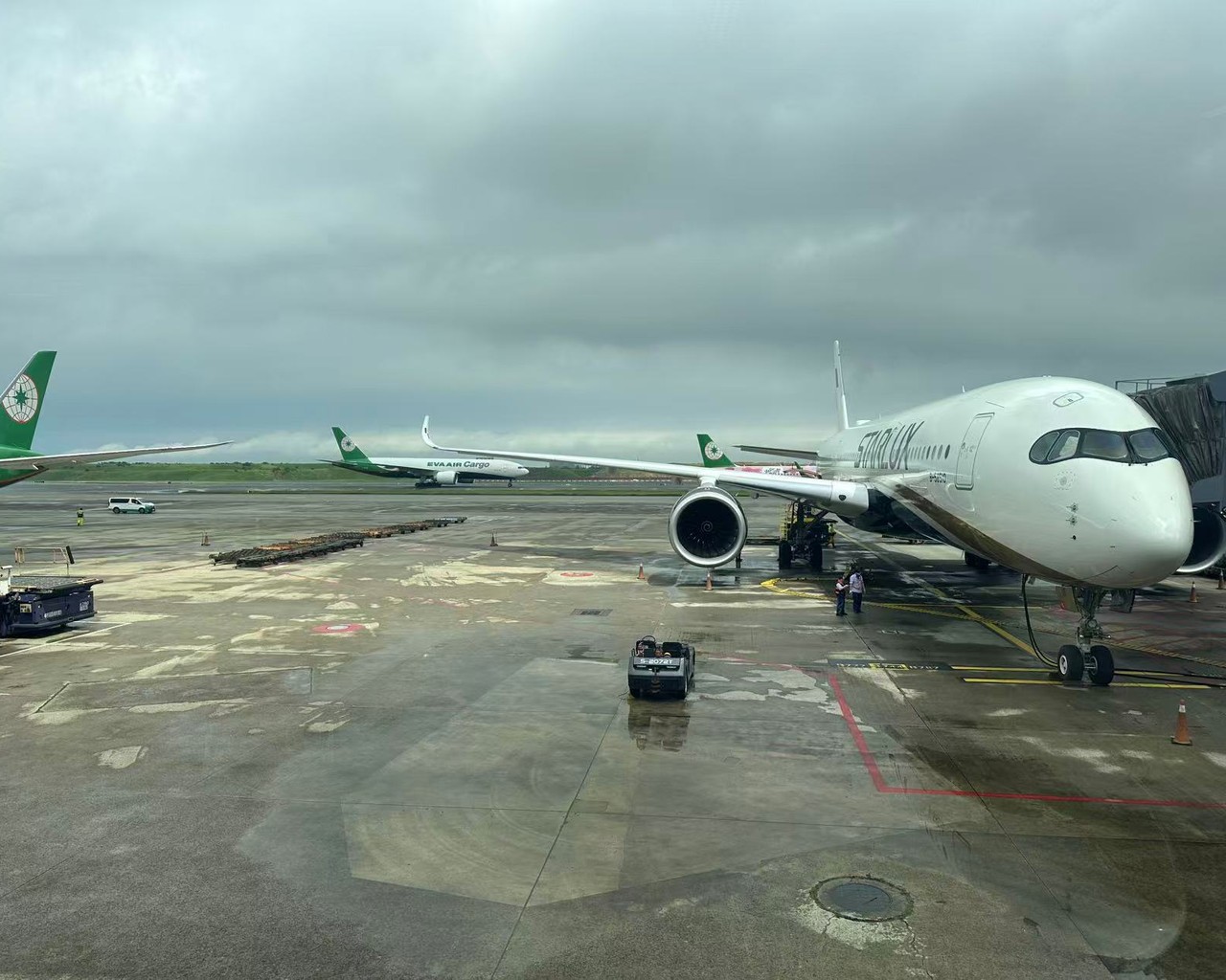 Review of Starlux Airlines flight from Taipei to Tokyo in First