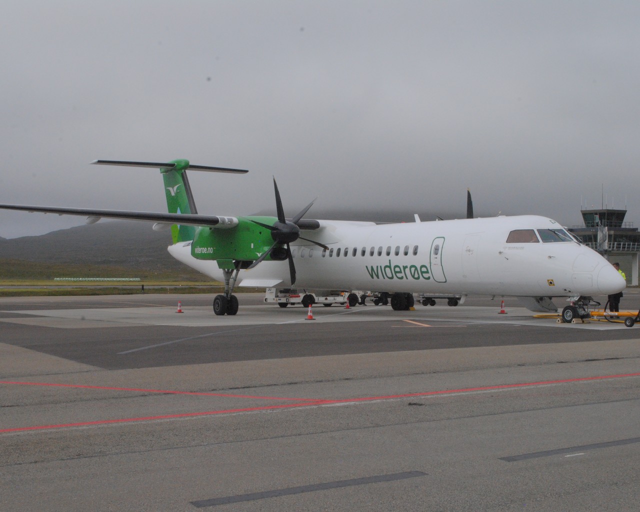 Review of Wideroe flight from Bergen to Faroe Islands in Economy
