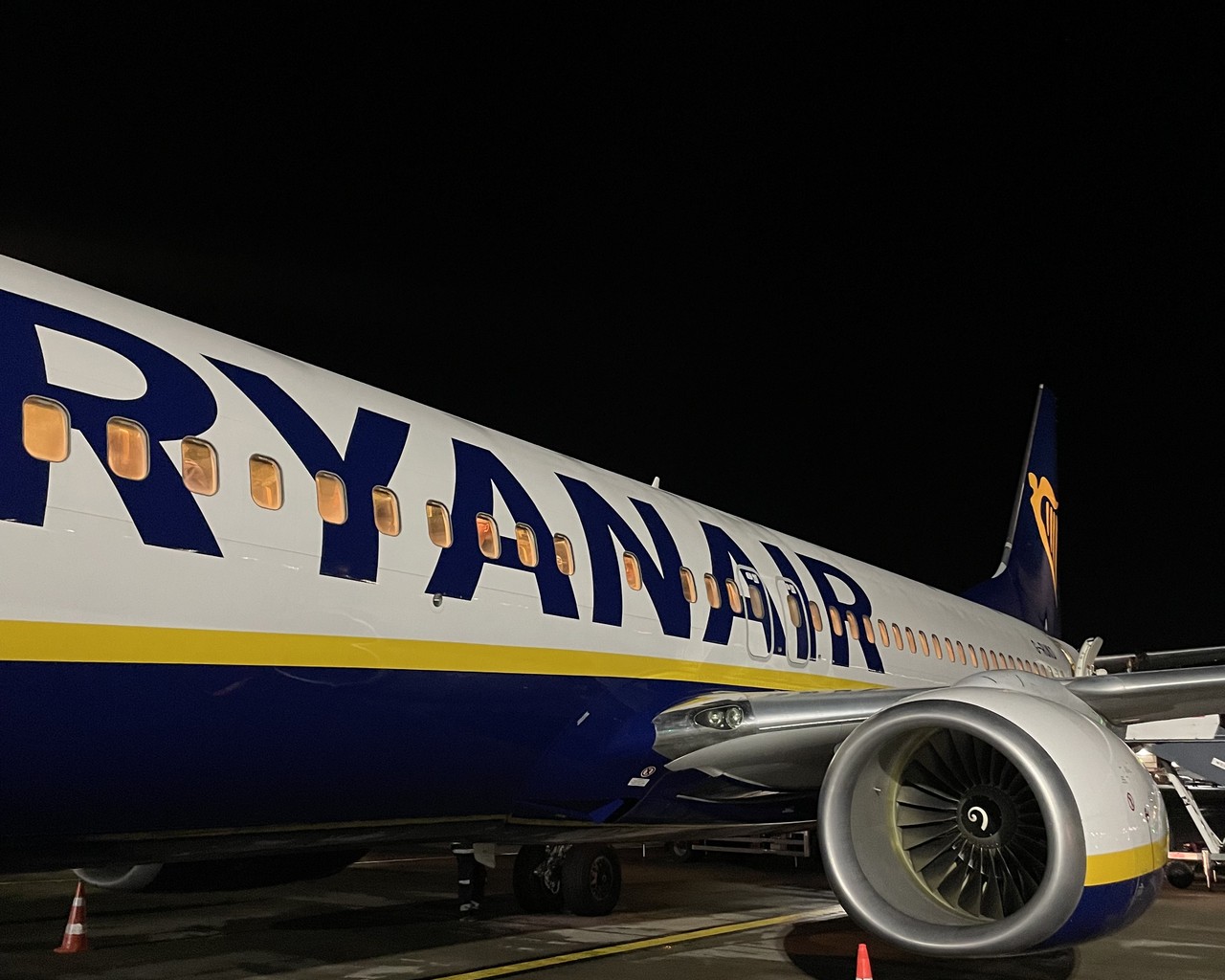 Review of Ryanair flight from Edinburgh to Bournemouth in Economy