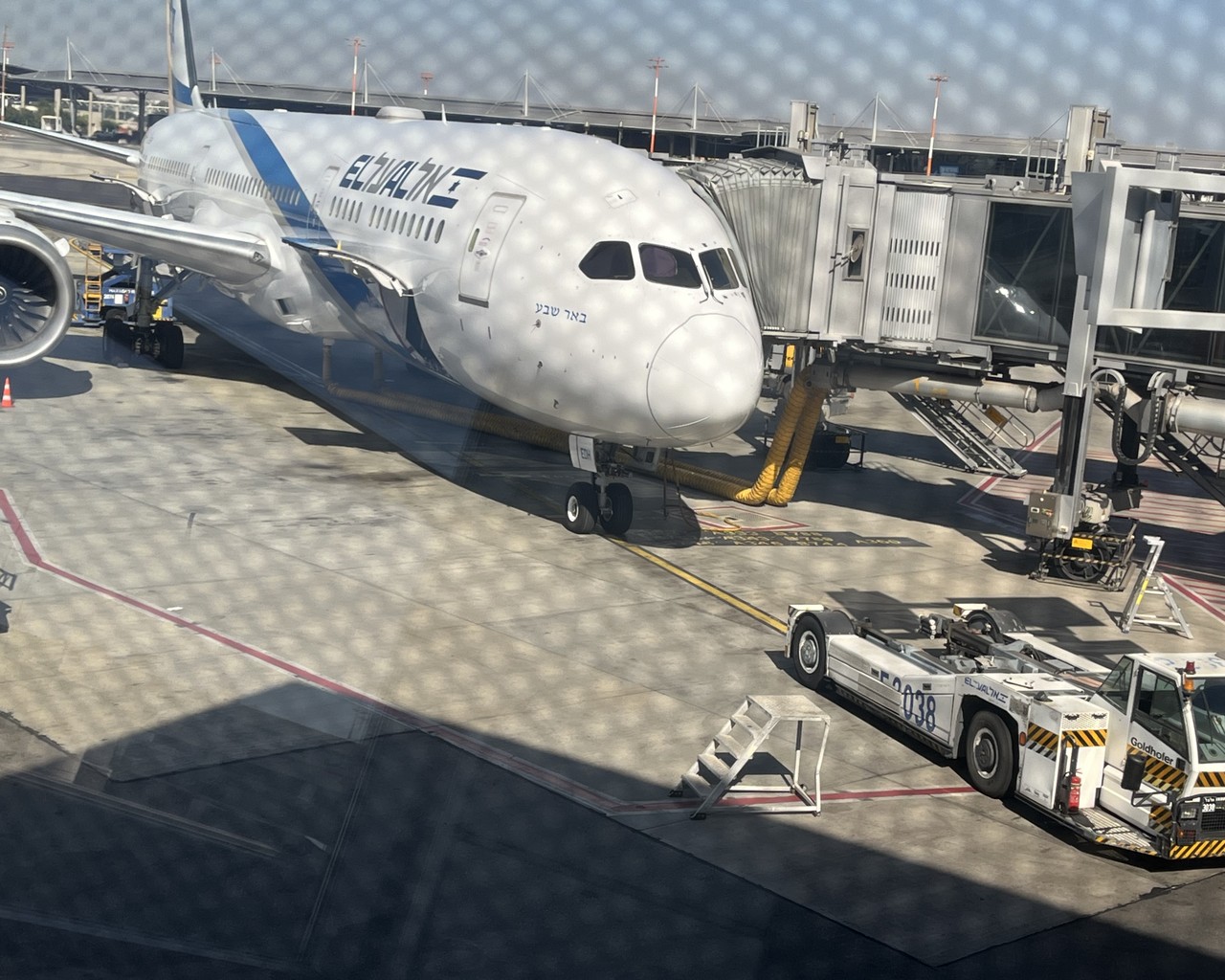 Review of El Al Israel Airlines flight from Tel Aviv to London in ...
