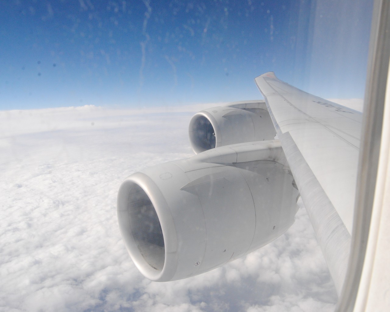 Review of Air China flight from Beijing to Shanghai in Economy